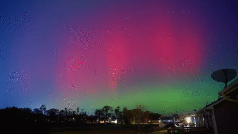 Aurora Borealis Northern Lights Tonight: Your Complete Viewing Guide ...
